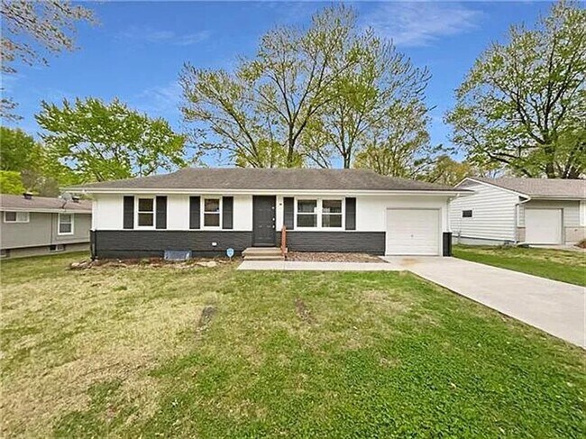 Your dream home - 4206 N Colorado Ave Kansas City MO 64117 | Apartment ...