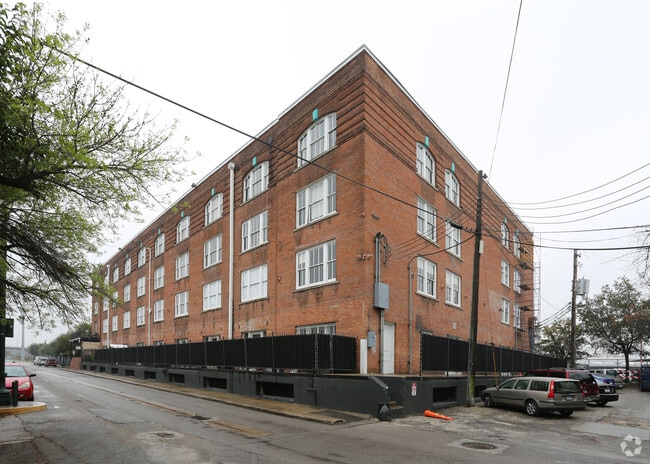 Dakota Lofts Apartments - 711 William St Houston TX 77002 | Apartment ...