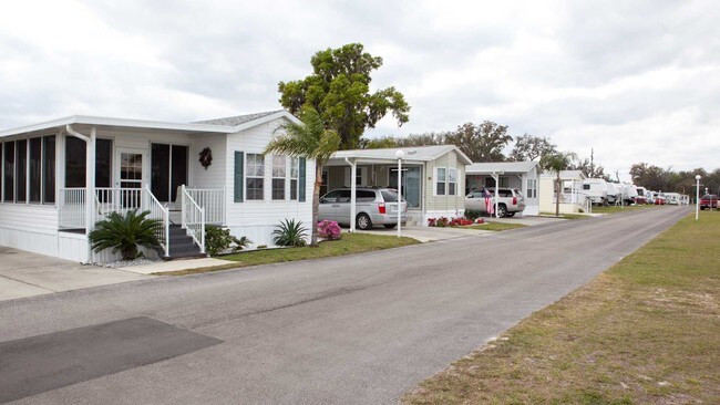 Blueberry Hill RV Resort - Bushnell, FL | Apartment Finder
