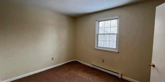 Garden Gates Apartments - 29 Dinan Dr Gardner MA 01440 | Apartment Finder