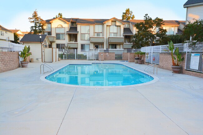 11150 Glenoaks Blvd - 11150 Glenoaks Blvd Pacoima CA 91331 | Apartment ...