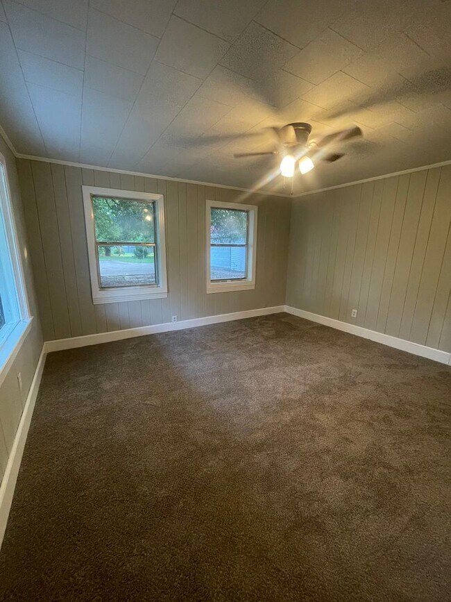 NEWLY REMODELED! ELBA! - 720 Reese Ave Elba AL 36323 | Apartment Finder