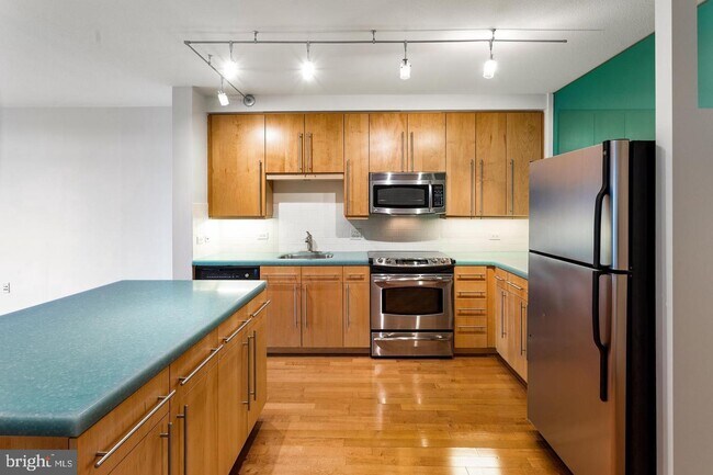 437 New York Ave NW - 437 New York Ave NW Washington DC 20001 | Apartment Finder