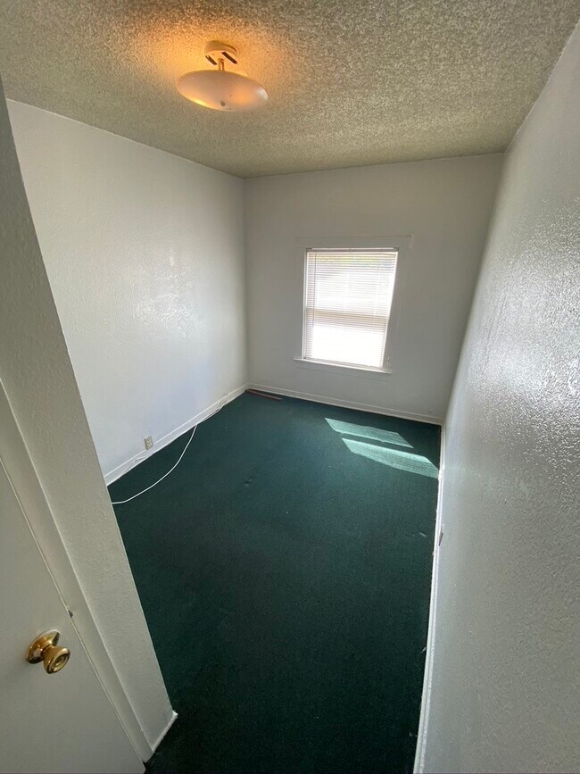 6846 Broadway - 6846 Broadway San Diego CA 92114 | Apartment Finder