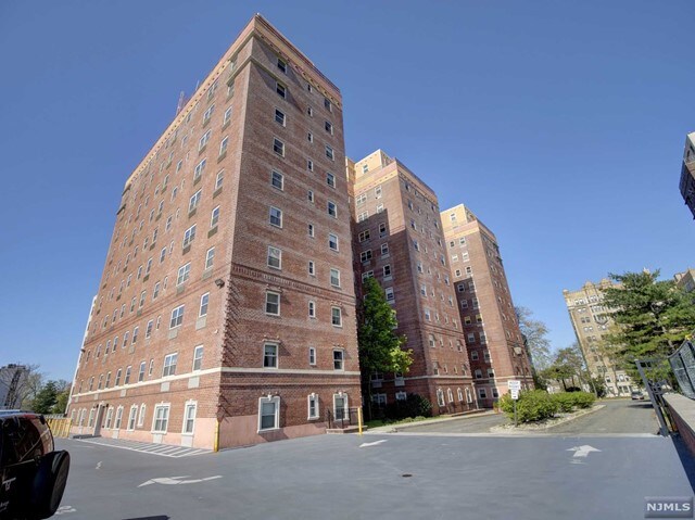 70 S Munn Ave - 70 S Munn Ave East Orange NJ 07018 | Apartment Finder