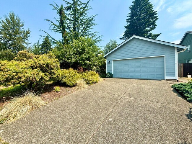 Stunning Rambler in Maple Valley’s Valley ... - 23211 SE 240th Way ...