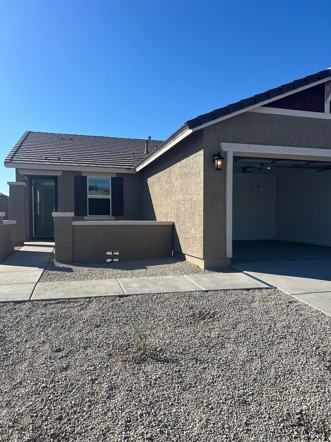 2325 W Chanute Pass - 2325 W Chanute Pass Phoenix AZ 85041 | Apartment ...