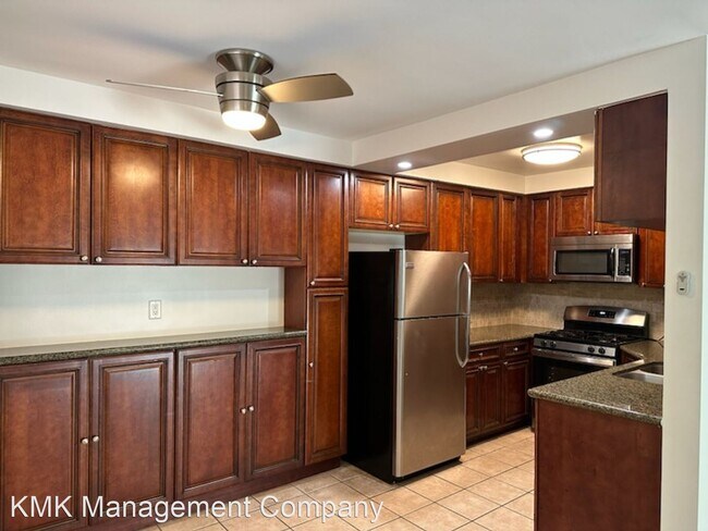 1 br, 1 bath Apartment - 10394 Rochester A... - 10394 Rochester Ave Los ...