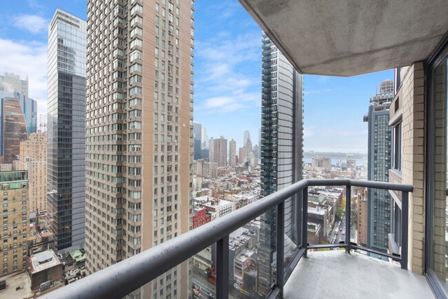 The Ritz Plaza - 235 W 48th St New York NY 10036 | Apartment Finder