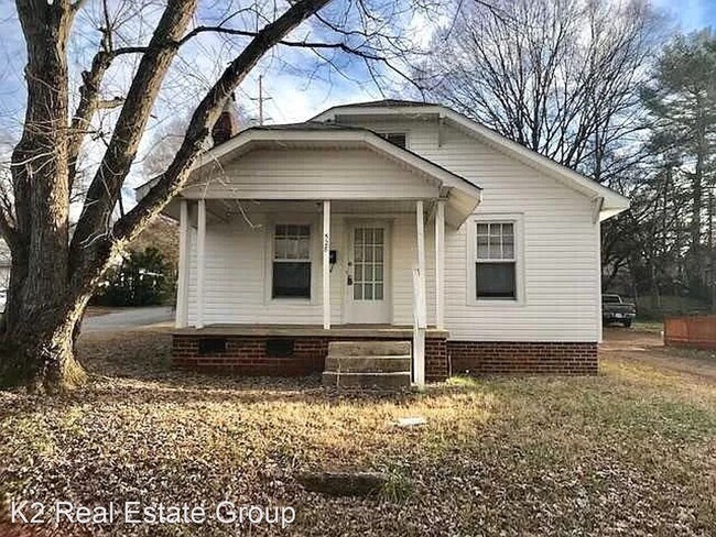 2 br, 1 bath House - 528 Gibson Drive Nort... - 528 Gibson Dr NW ...