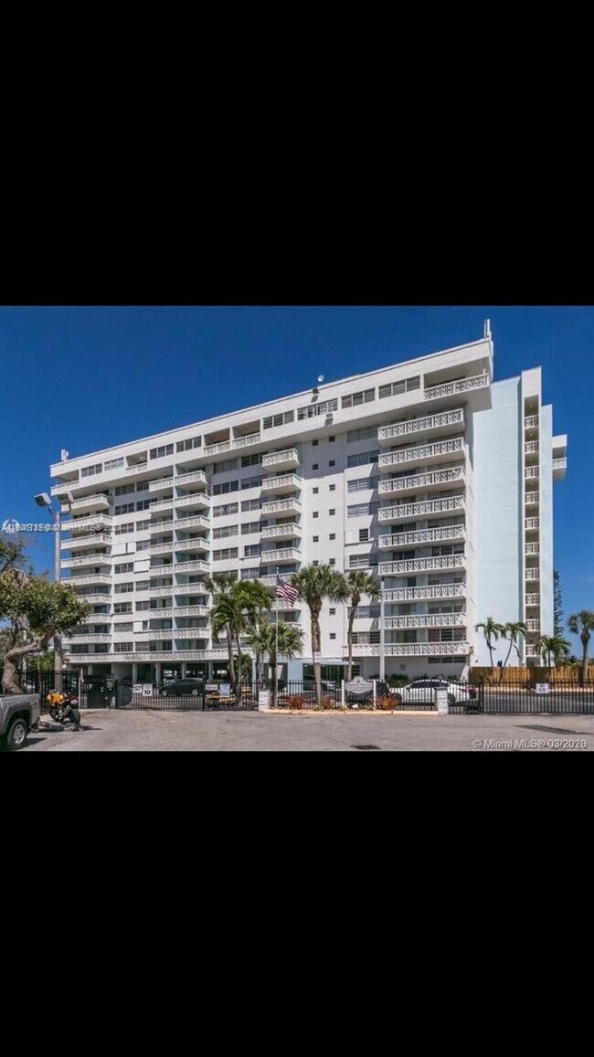 13155 Ixora Ct - 13155 Ixora Ct North Miami FL 33181 | Apartment Finder