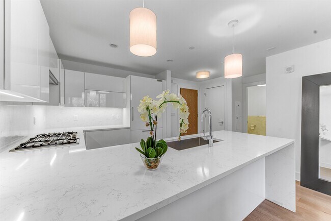 9 Ave at Port Imperial - 9 Ave at Port Imperial West New York NJ 07093 ...