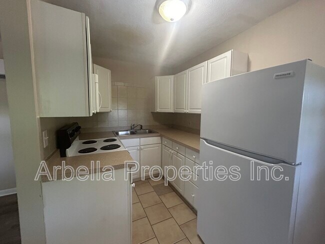 189 Cedar Point Rd - 189 Cedar Point Rd Johnson City TN 37601 ...