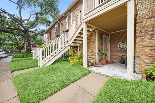 1311 Antoine Dr - 1311 Antoine Dr Houston TX 77055 | Apartment Finder