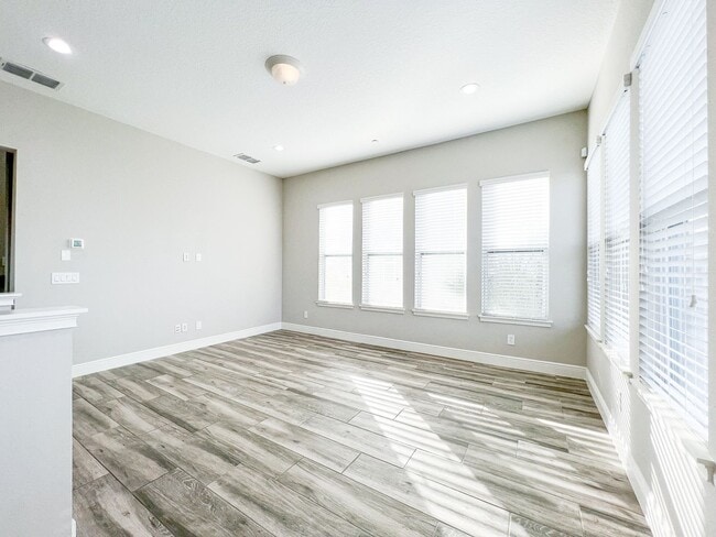 Lake Nona Move-In Special! Save $100/Month | 4 Bed, 3.5 Bath Laureate ...
