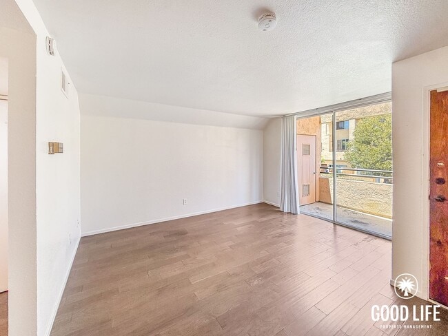 Spacious 2BD/2.5BA Home in UTC with Dual En-Suite Baths, Private ...
