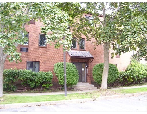 11 Barton Square - 11 Barton Square Salem MA 01970 | Apartment Finder