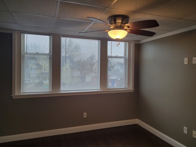 739 Liberty St - 739 Liberty St Springfield MA 01104 | Apartment Finder