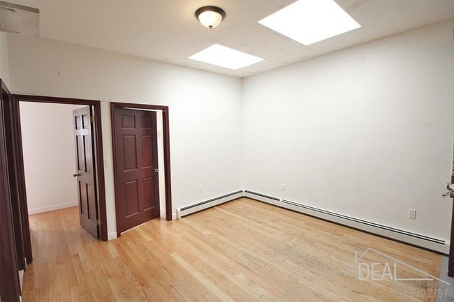 1567 Broadway - 1567 Broadway Brooklyn NY 11207 | Apartment Finder