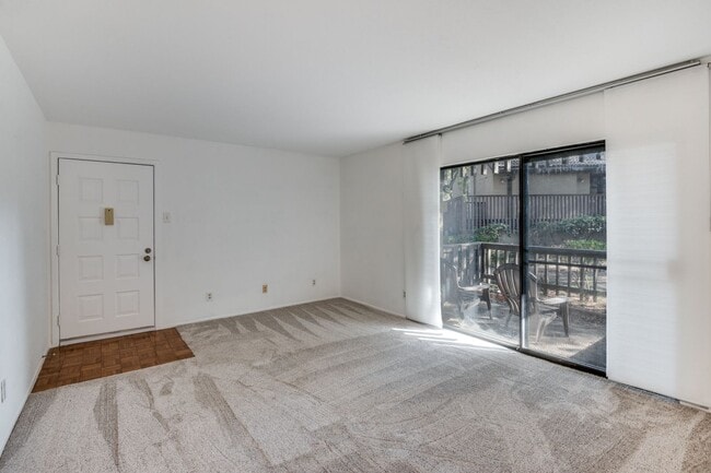NEWLY RENOVATED 1-Bed in Quail Run Community - 4535 N O'Connor Rd ...