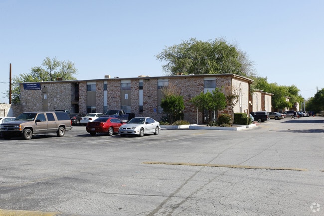 Villas on Springvale - 7678 W US Highway 90 San Antonio TX 78227 ...