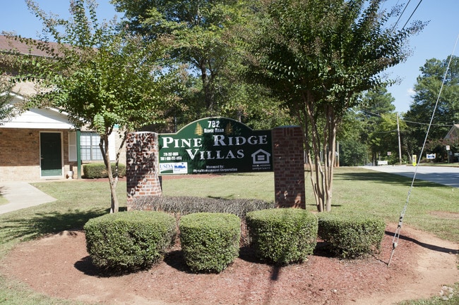 Pine Ridge Villas - 792 Ridge Rd Monroe GA 30655 | Apartment Finder