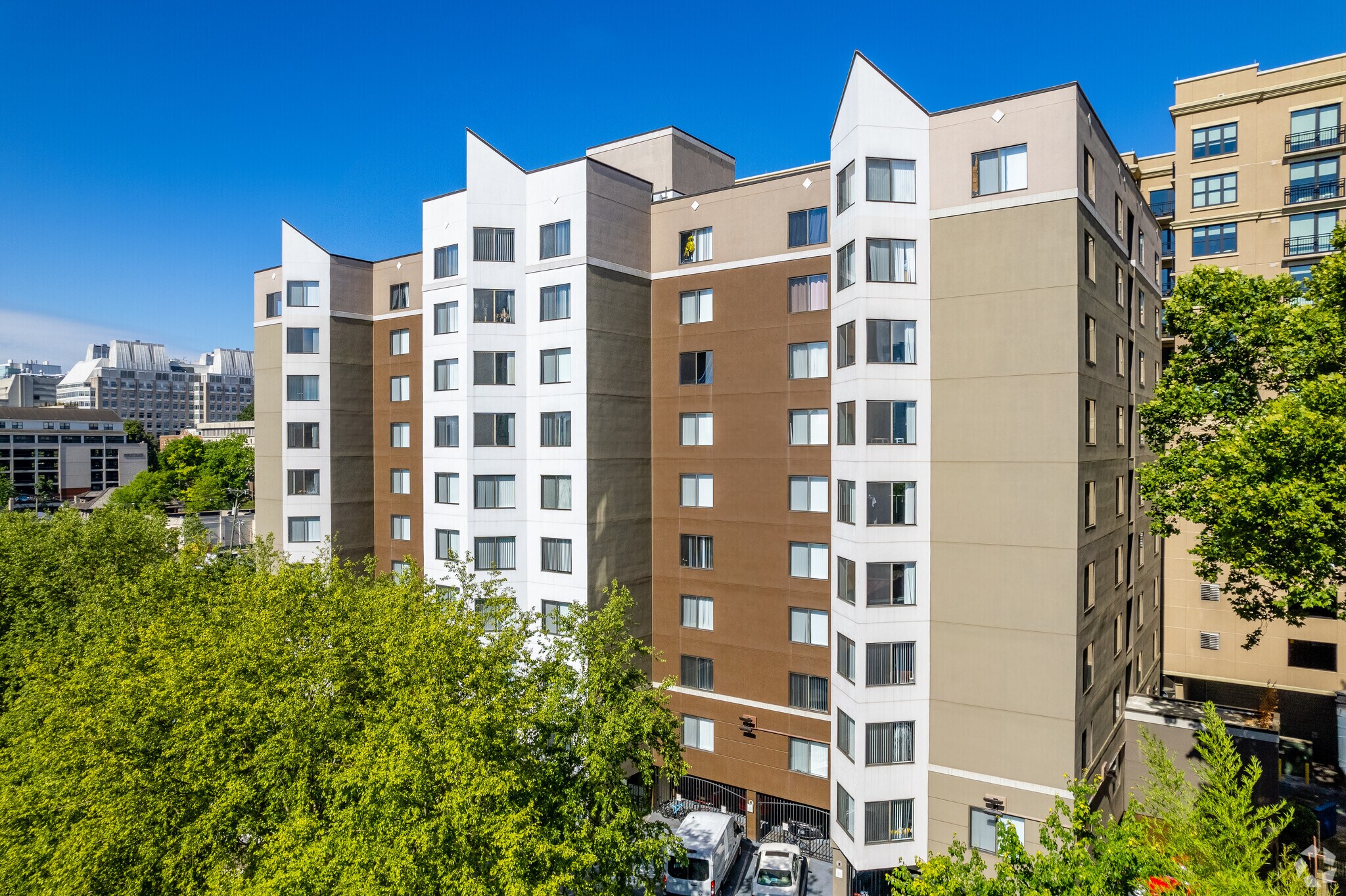 Twenty & Grand - 2000 Grand Ave Nashville TN 37212 | Apartment Finder