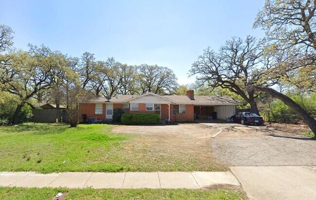 110 E Randol Mill Rd - 110 E Randol Mill Rd Arlington TX 76011 ...