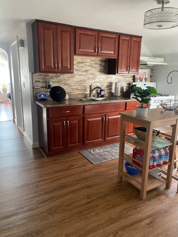 116 Warwick Rd - 116 Warwick Rd Pawtucket RI 02861 | Apartment Finder