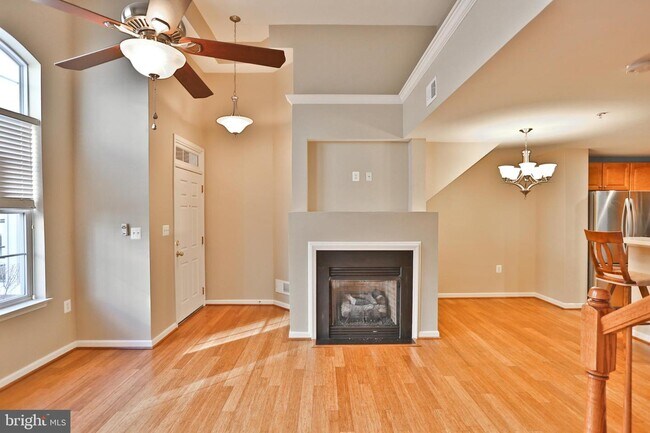 6070A Wicker Ln - 6070A Wicker Ln Centreville VA 20121 | Apartment Finder
