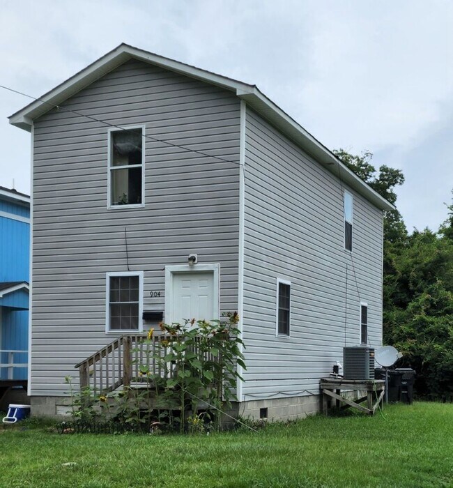 Home located in the Heart of Elizabeth City. - 904 Cale St Elizabeth ...