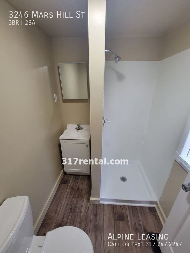 3/2 with garage/workshop combo! - 3246 Mars Hill St Indianapolis IN ...