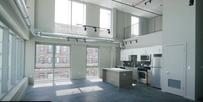 1643 N Milwaukee Ave - 1643 N Milwaukee Ave Chicago IL 60647 ...