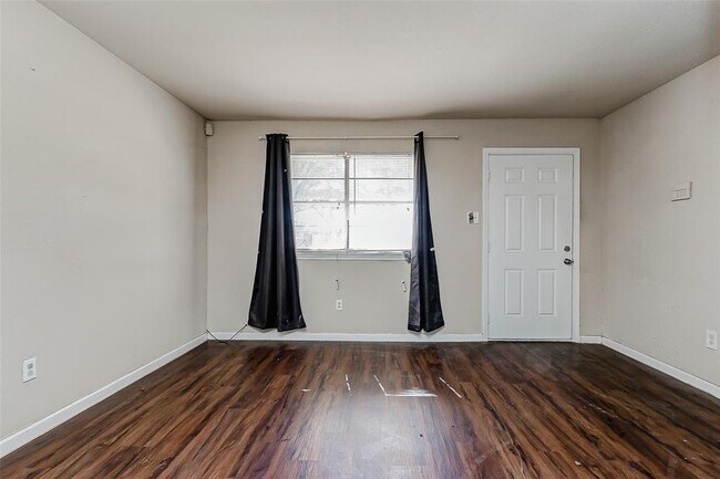 5531 Cavalcade St - 5531 Cavalcade St Houston TX 77026 | Apartment Finder