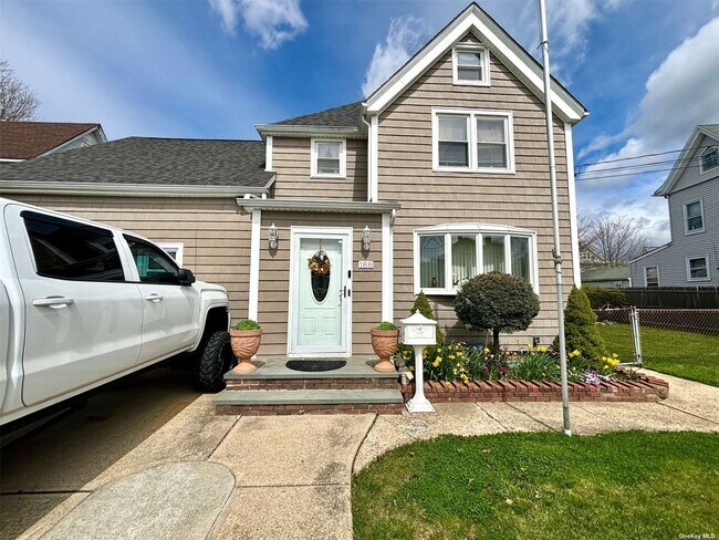 188 Cleveland Ave - 188 Cleveland Ave Mineola NY 11501 | Apartment Finder