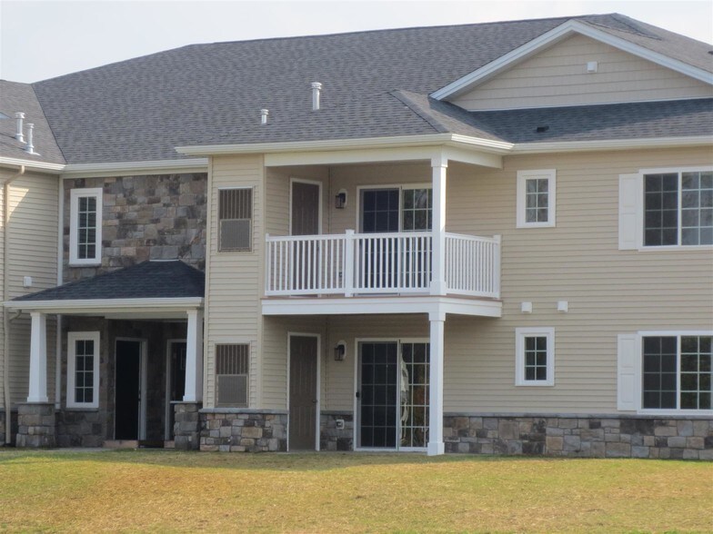 Bridgeview Commons - 303 Meyer Rd West Seneca NY 14224 | Apartment Finder