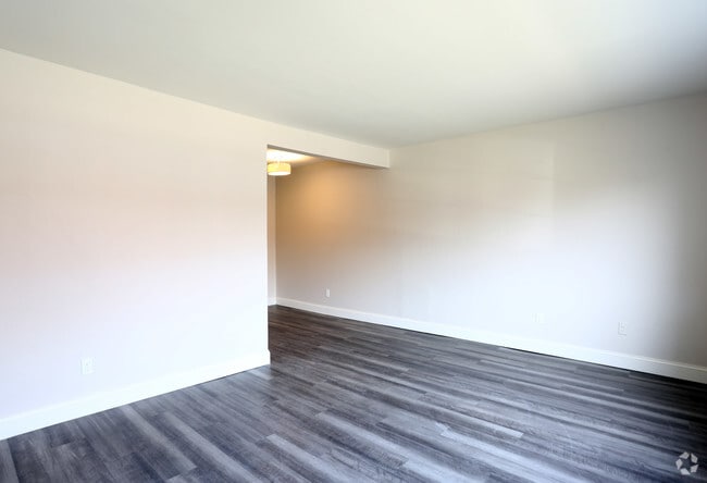 Maple Walk Apartments - 1410 Maple Ave Wilmington DE 19805 | Apartment ...