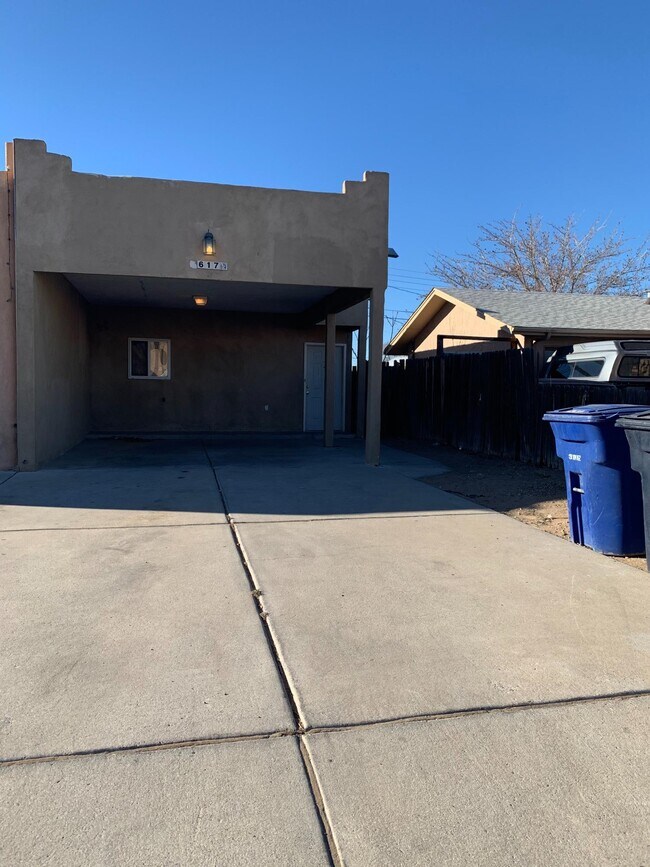617 Desert Dr SW - 617 Desert Dr SW Albuquerque NM 87105 | Apartment Finder