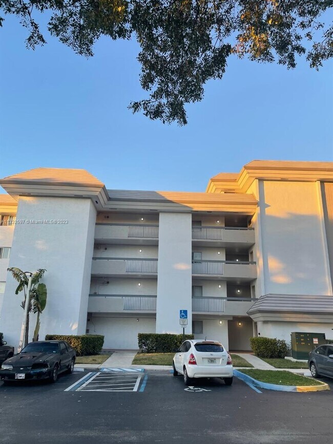 731 N Pine Island Rd - 731 N Pine Island Rd Plantation FL 33324 | Apartment Finder