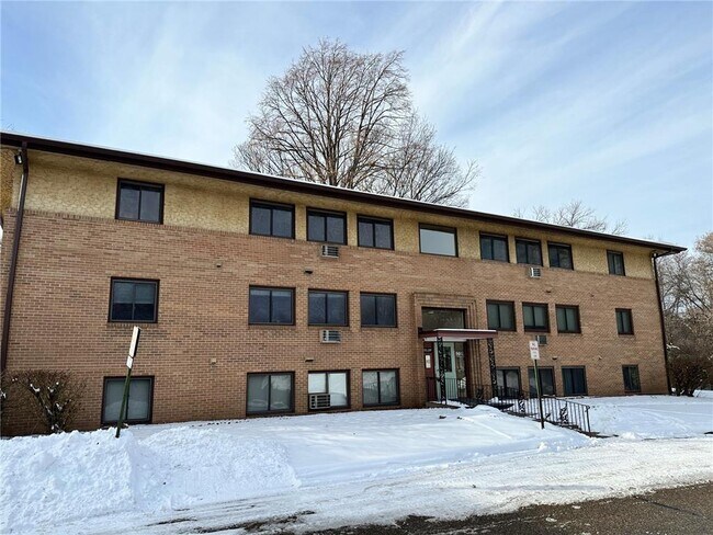 2395 Unity Ave N - 2395 Unity Ave N Minneapolis MN 55422 | Apartment Finder