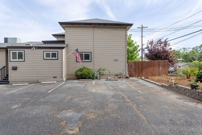 2066 Placer St - 2066 Placer St Redding CA 96001 | Apartment Finder