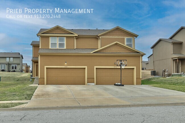 Delaware Ridge Duplex - Available July 14th - 1205 N 133rd Terrace ...