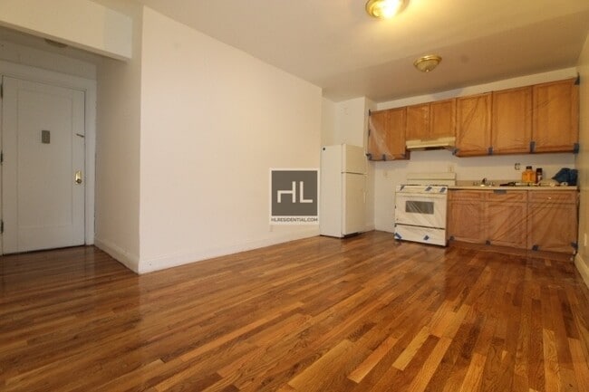 FT HAMILTON PARKWAY - 8829 Fort Hamilton Pkwy Brooklyn NY 11209 ...