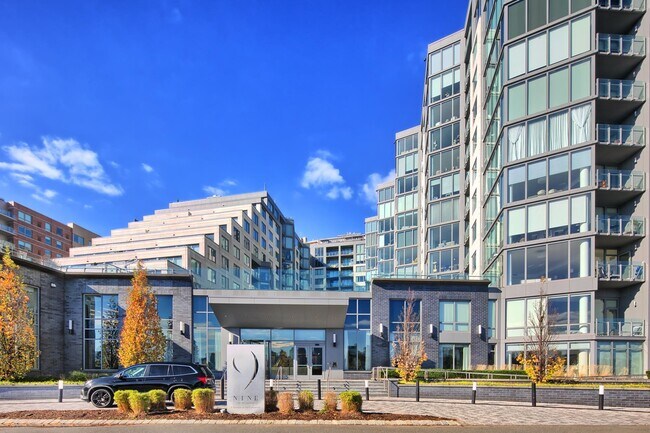 9 Ave at Port Imperial - 9 Ave at Port Imperial West New York NJ 07093 ...