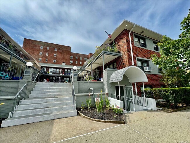 470 E Broadway - 470 E Broadway Long Beach NY 11561 | Apartment Finder