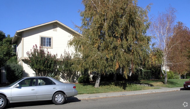 2140 Woolner Ave - 2140 Woolner Ave Fairfield CA 94533 | Apartment Finder