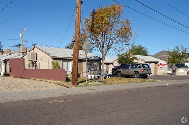 8910-8912 N 3rd St - 8910-8912 N 3rd St Phoenix AZ 85020 | Apartment Finder