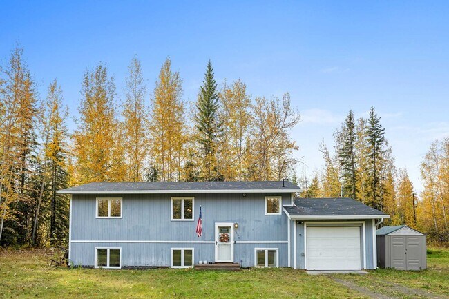 SFH / 3 Bedroom / 1 Bathroom / 1 Car Garage - 3151 Dyke Rd North Pole ...