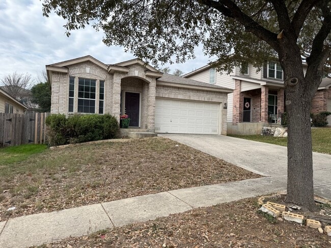 CENTRALLY LOCATED 3 BEDROOM SINGLE STORY HOME IN STEUBING RANCH ...