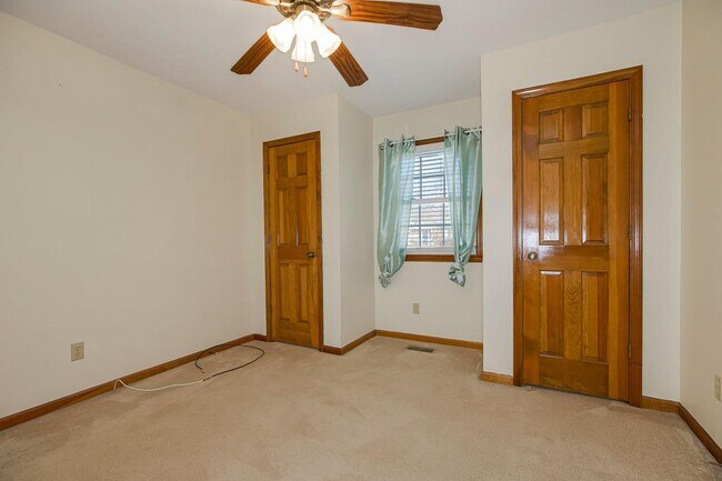 Spacious Whole Home For Rent in Kansas City - 815 E 118 Terrace Kansas ...